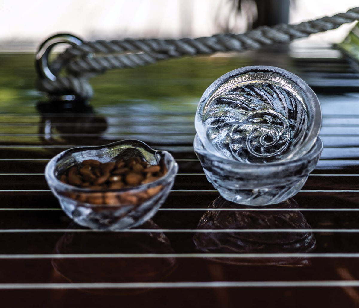 Simon Pearce Small Shell Bowl – Elizabeth Lamont